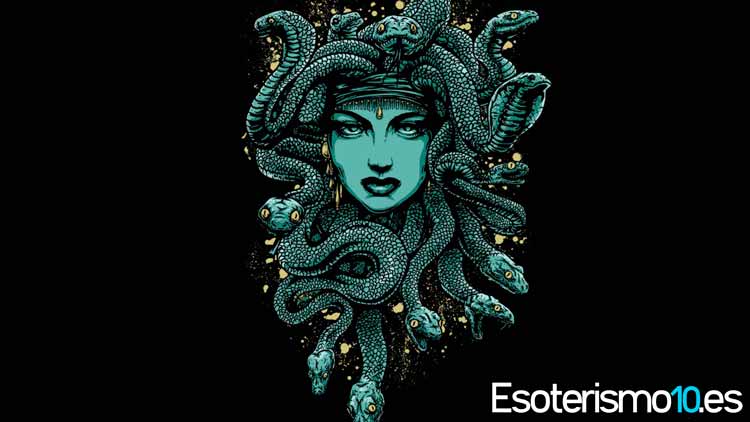 Historia de Medusa - Esoterismo 10